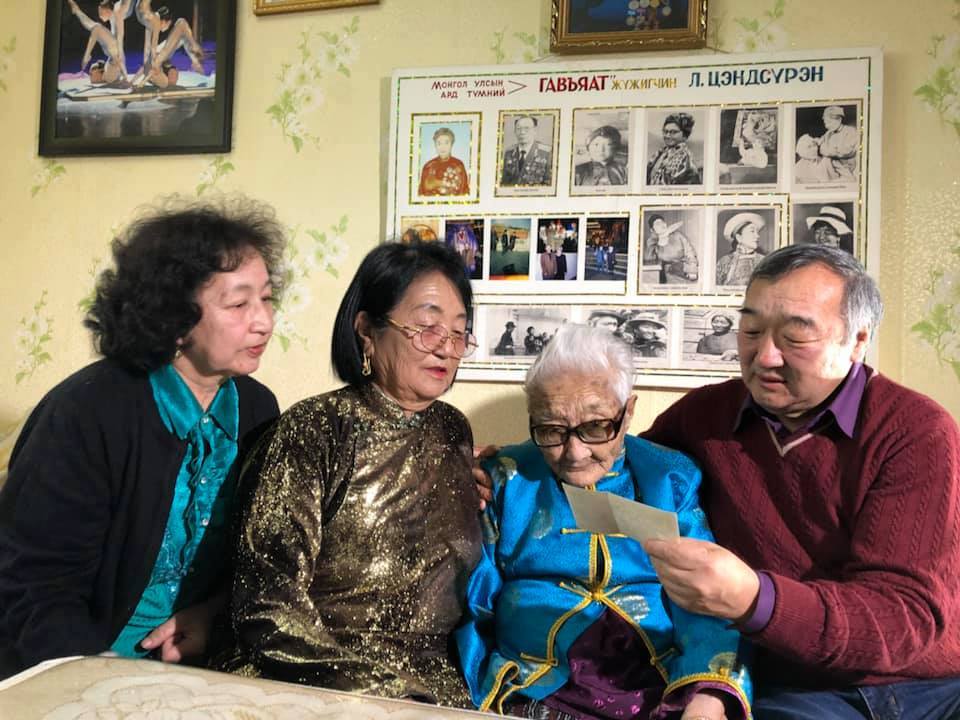 Хүргэн хүү гийнхээ хадам ээжийн дүрд хайртай News Mn